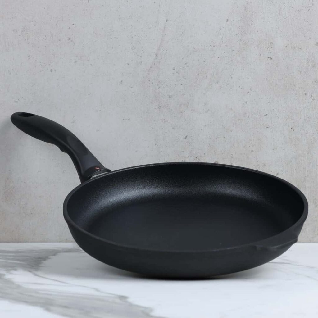 Swiss Diamond XD Induction Non Stick Frying Pan - 28 Cm | VIVE Cooking ...